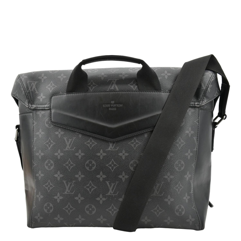 Louis Vuitton Voyager MM Monogram Messenger Bag Black