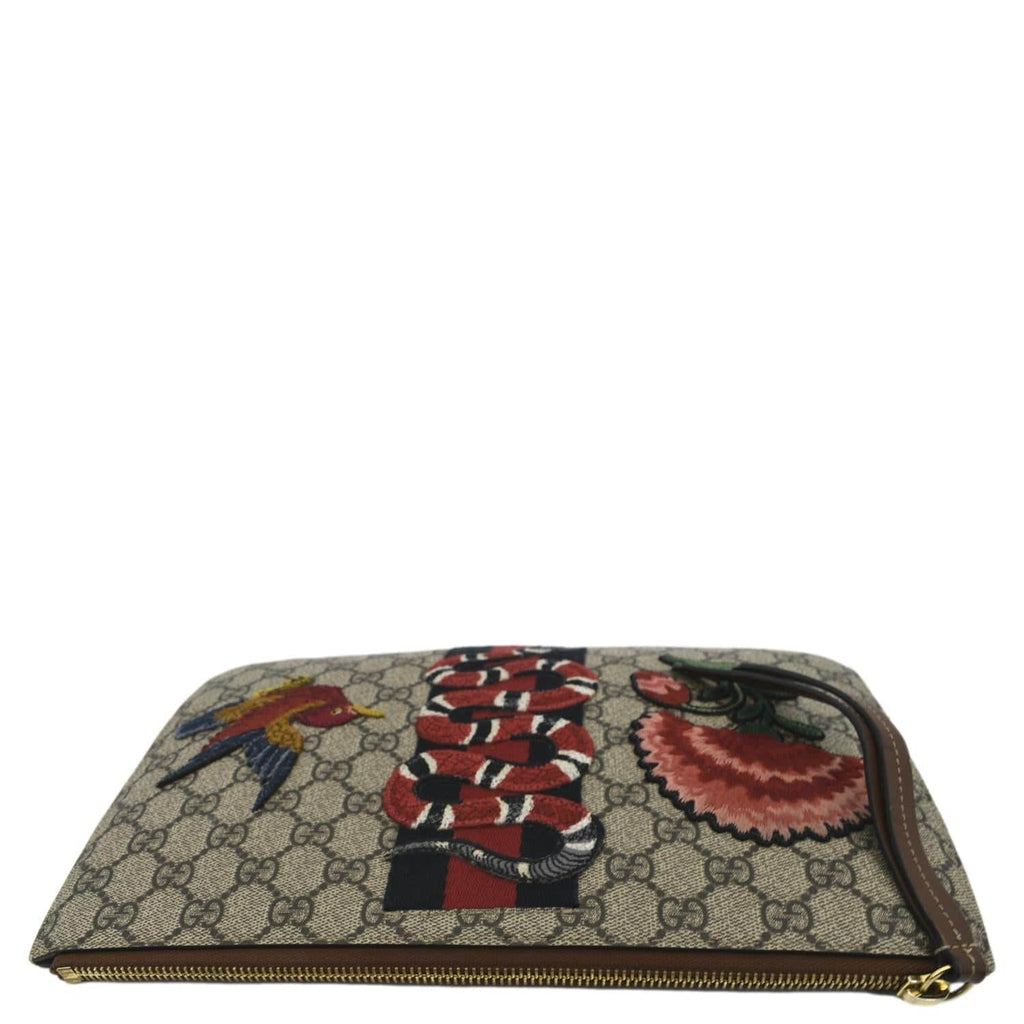 GUCCI King Snake Hummingbird GG Supreme Embroidered Clutch Bag Beige 4