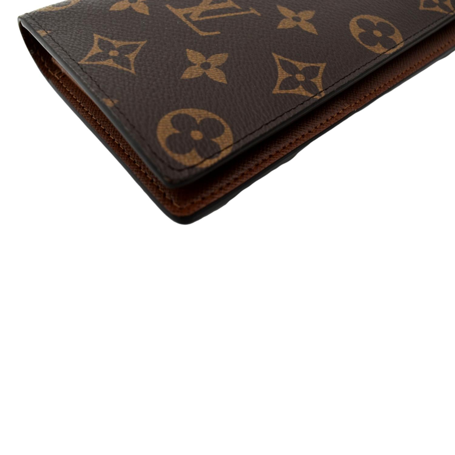 LOUIS VUITTON Brazza Monogram Canvas Bifold Long Wallet Brown
